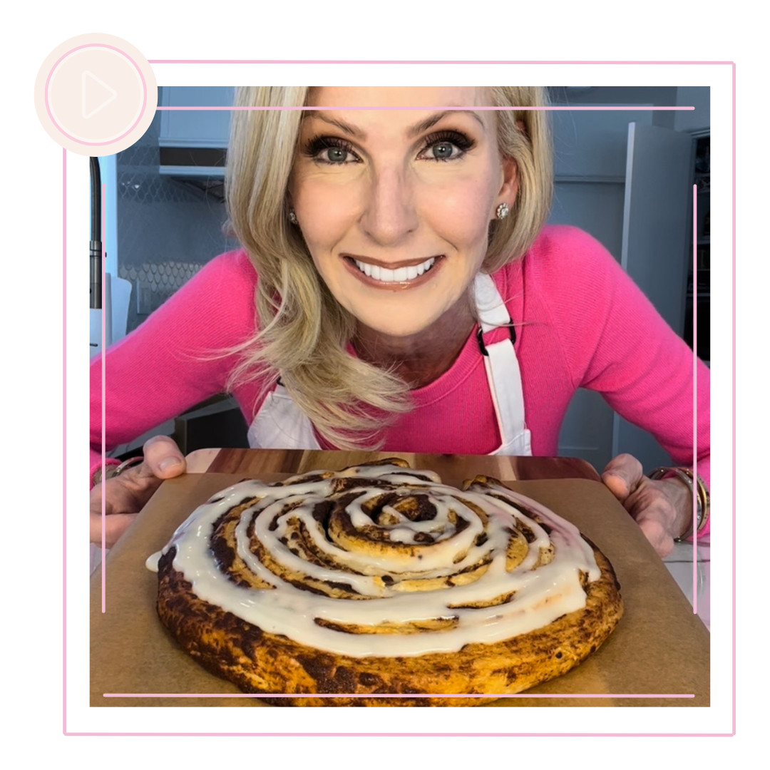 1 Ingredient Gigantic Cinnamon Roll Hack - Lorafied