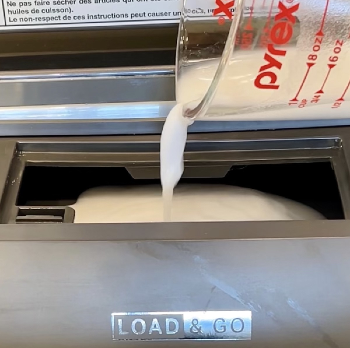 An Easy Fix for Your Smelly Washing Machine - LORAfied