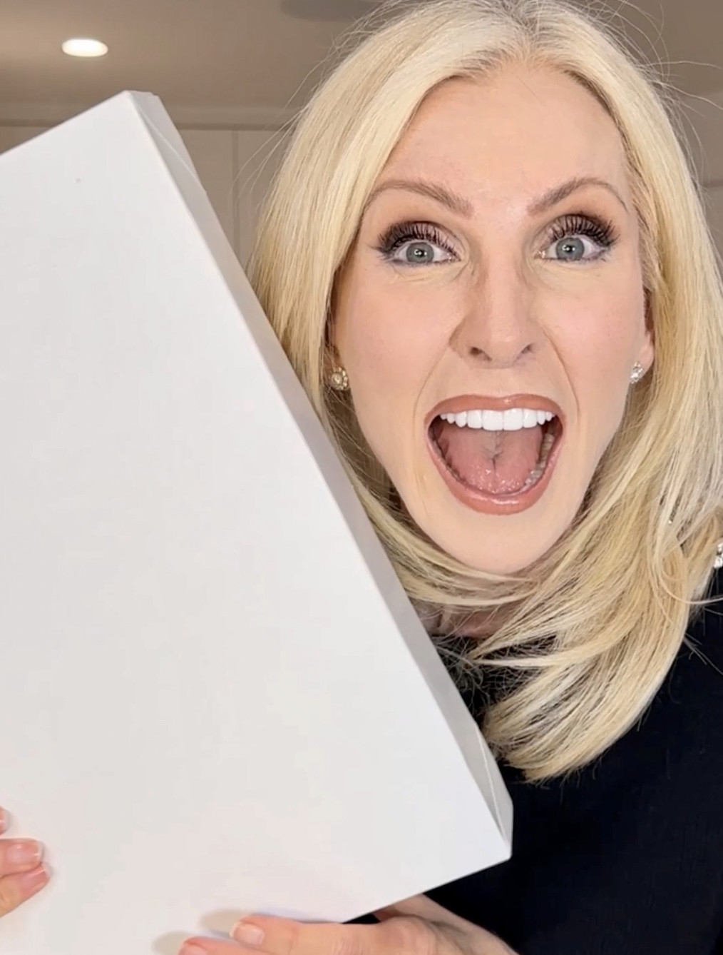 4 Of My Favorite Gift Wrapping Tips And Tricks Lorafied 4-of-my-favorite-gift-wrapping-tips-and-tricks-lorafied