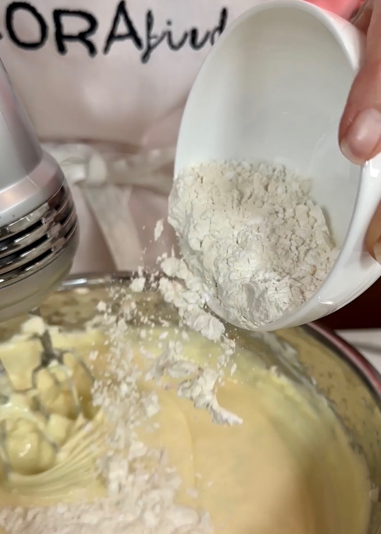 How to Make My Copycat Cheesecake Factory Cheesecake - LORAfied