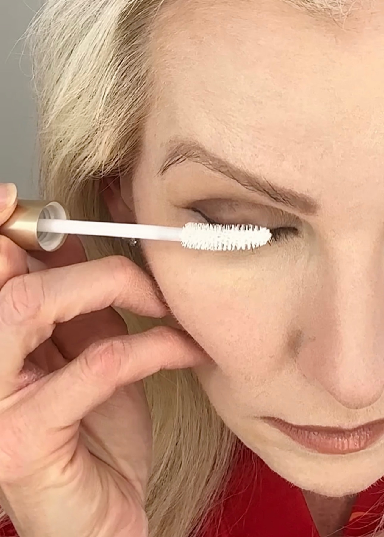My Easy Eyelash Hack for Longer and Fuller Lashes - Lorafied