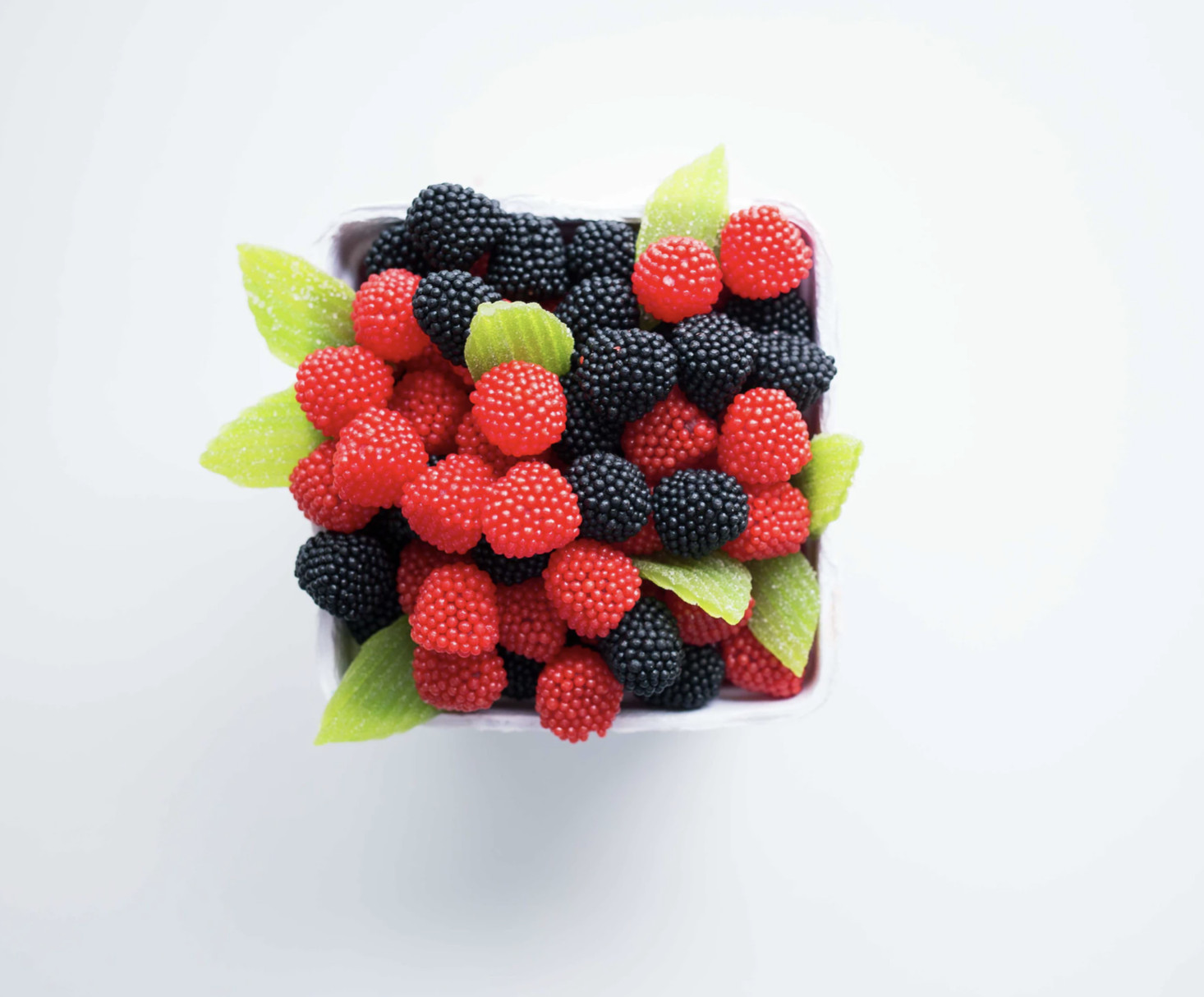 My Moldy Strawberry Hack to Keep All Your Berries Fresh - Lorafied