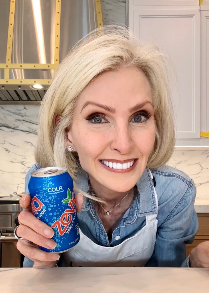 The Best Way to Pour Fizzy Drinks - Lorafied