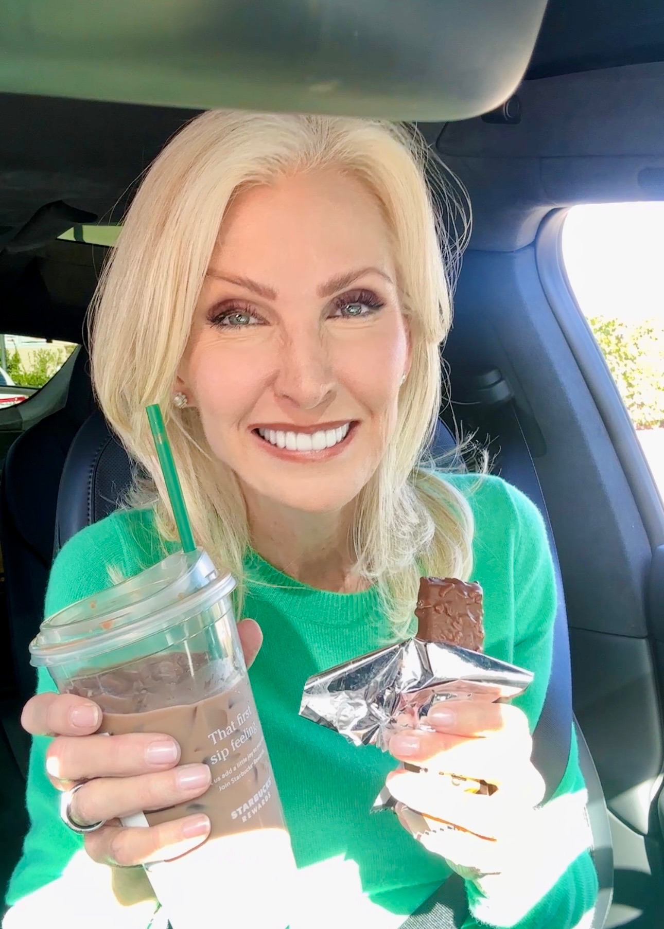 LORAfied On-the-Go: Easy Low Carb Diet Snack Hacks! Starbucks and More ...