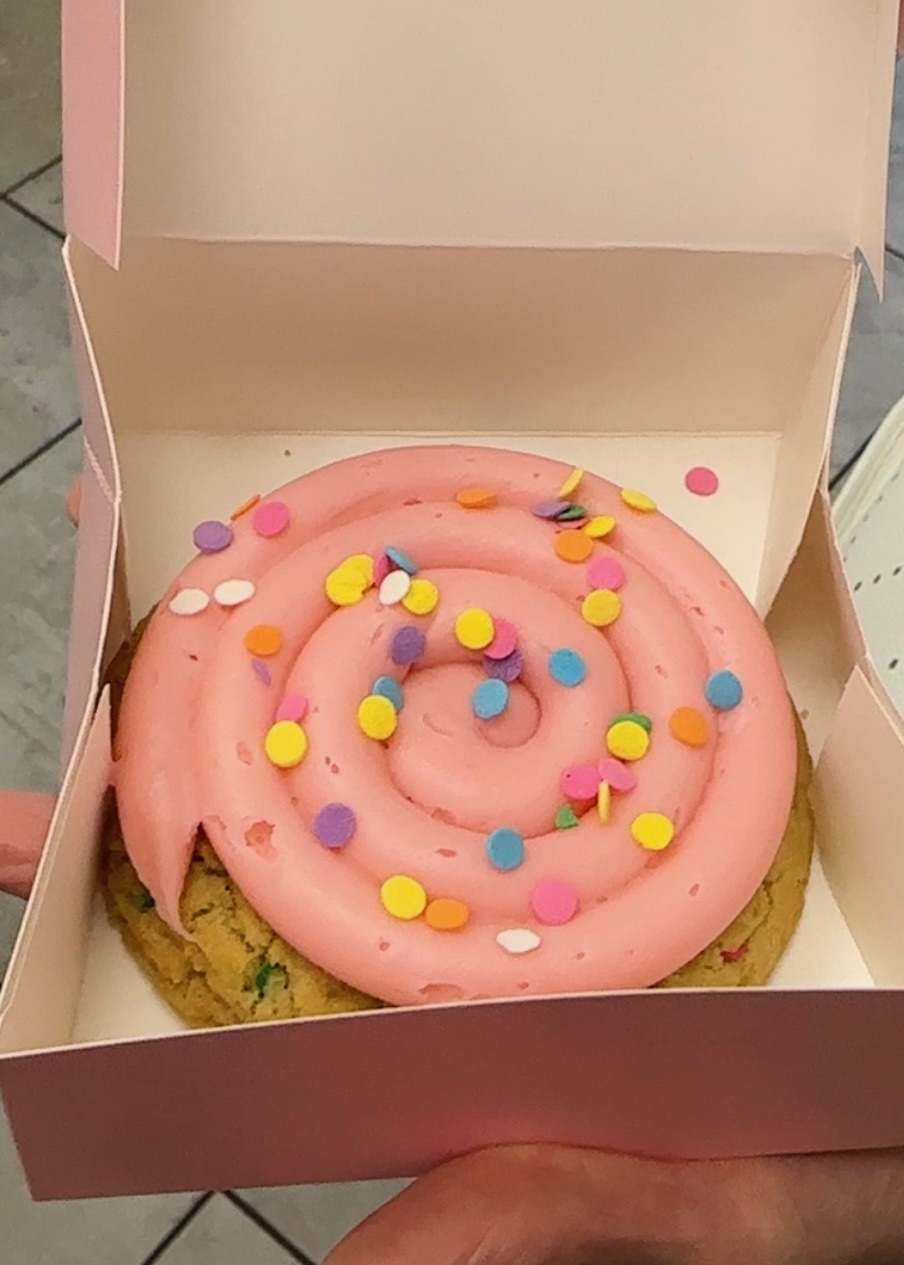 LORAfied On-the-Go: Money Savers! Where to Get FREE Birthday Items ...