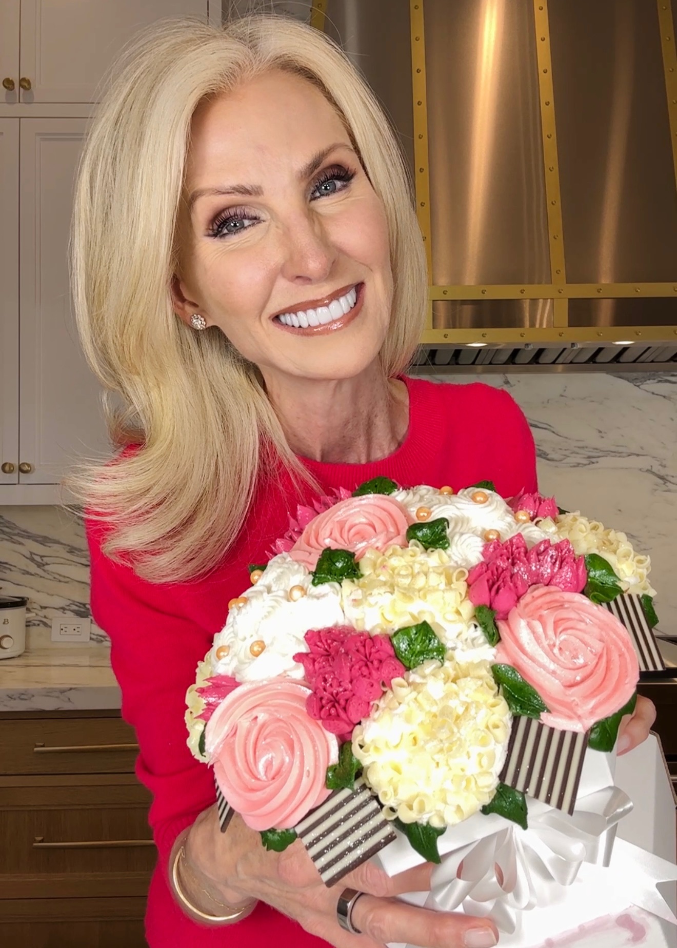 Mind Blowing $20 Secret Cupcake Bouquet from Walmart - LORAfied