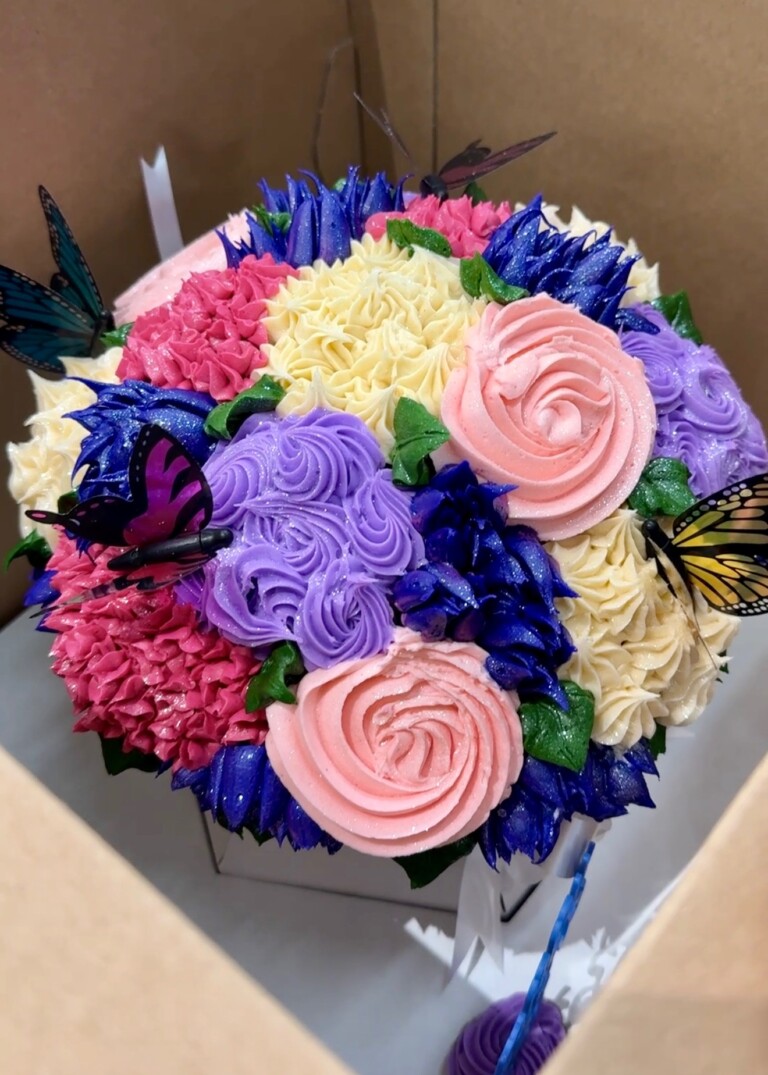 Mind Blowing $20 Secret Cupcake Bouquet from Walmart - LORAfied